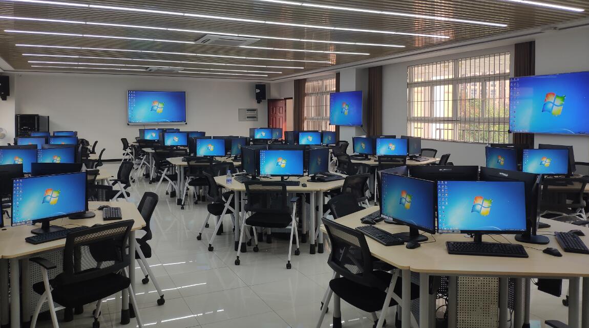 福建师范大学 | 云之翼云桌面让信息技术与教学深度融合！-云之翼官网