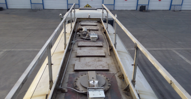 油罐车电子铅封系统助力宝庆实业油品运输安全管理-郑州鸿浩信息技术有限公司