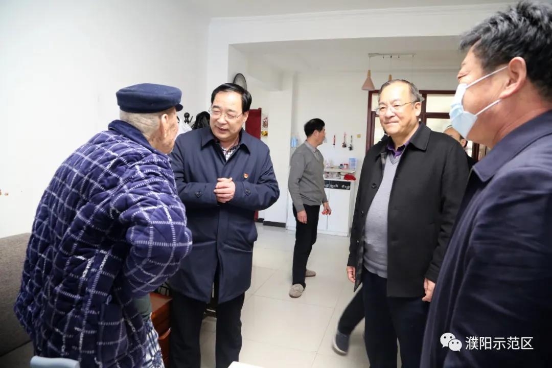 市领导张锦印 陈景涛 黄守玺到示范区开展春节前走访慰问活动-濮阳示范区管委会