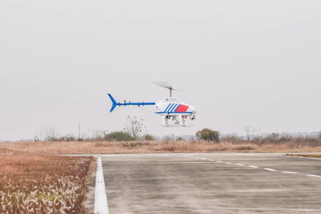 航空工业向山东海事局交付两架AR500无人机-蜂耘网