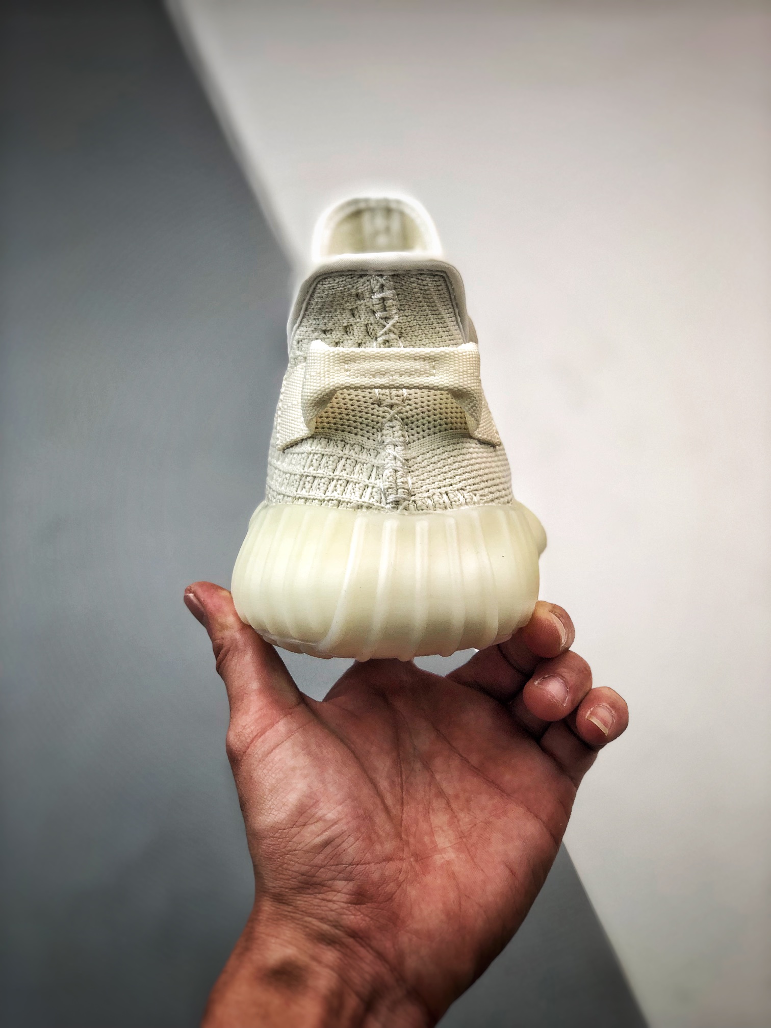 碾压伪“纯原” AD Yeezy 350 Boost V2 "Pure Oat" 奶白 货号：HQ6316-GDF档口-潮流干货