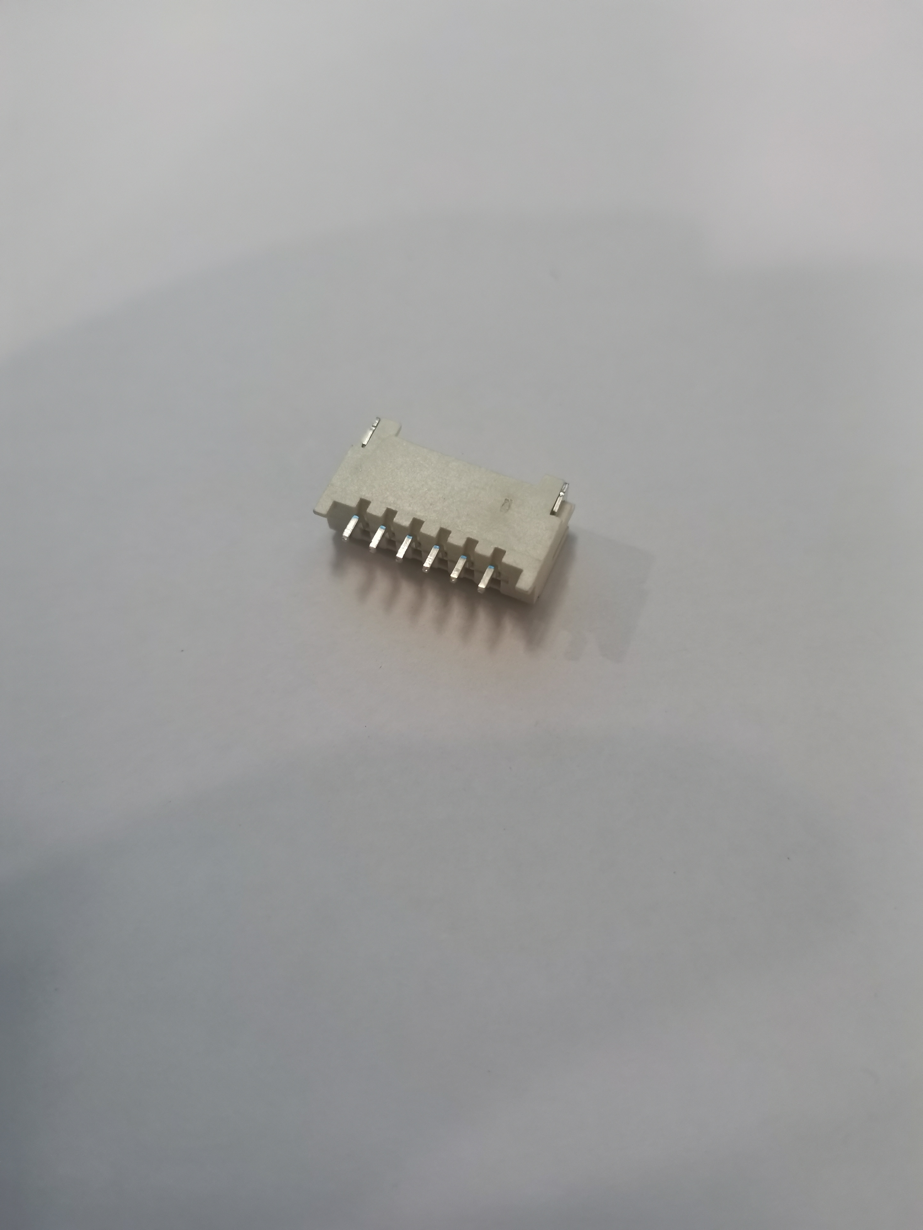 针座PHB2.0卧贴带扣（带锁） wafer卧式SMT连接器插座 (2Pin-15Pin)（2A电流）-企业官网